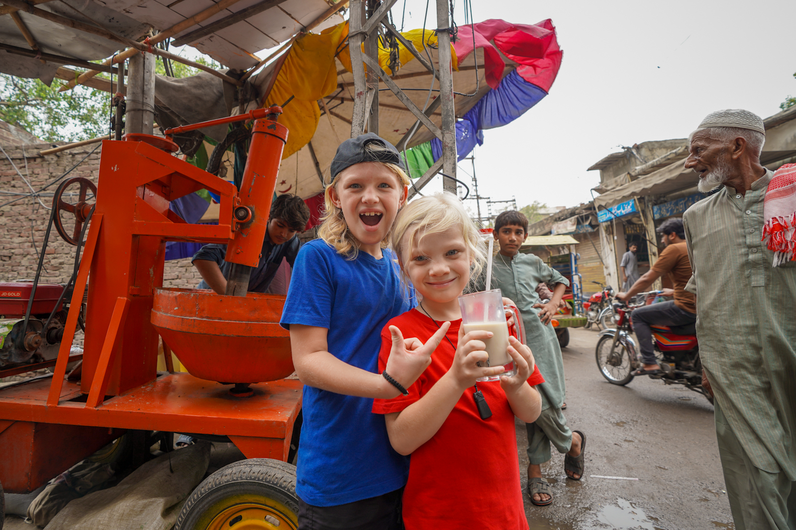 Pakistan with kids: A complete guide to family travel in Pakistan!