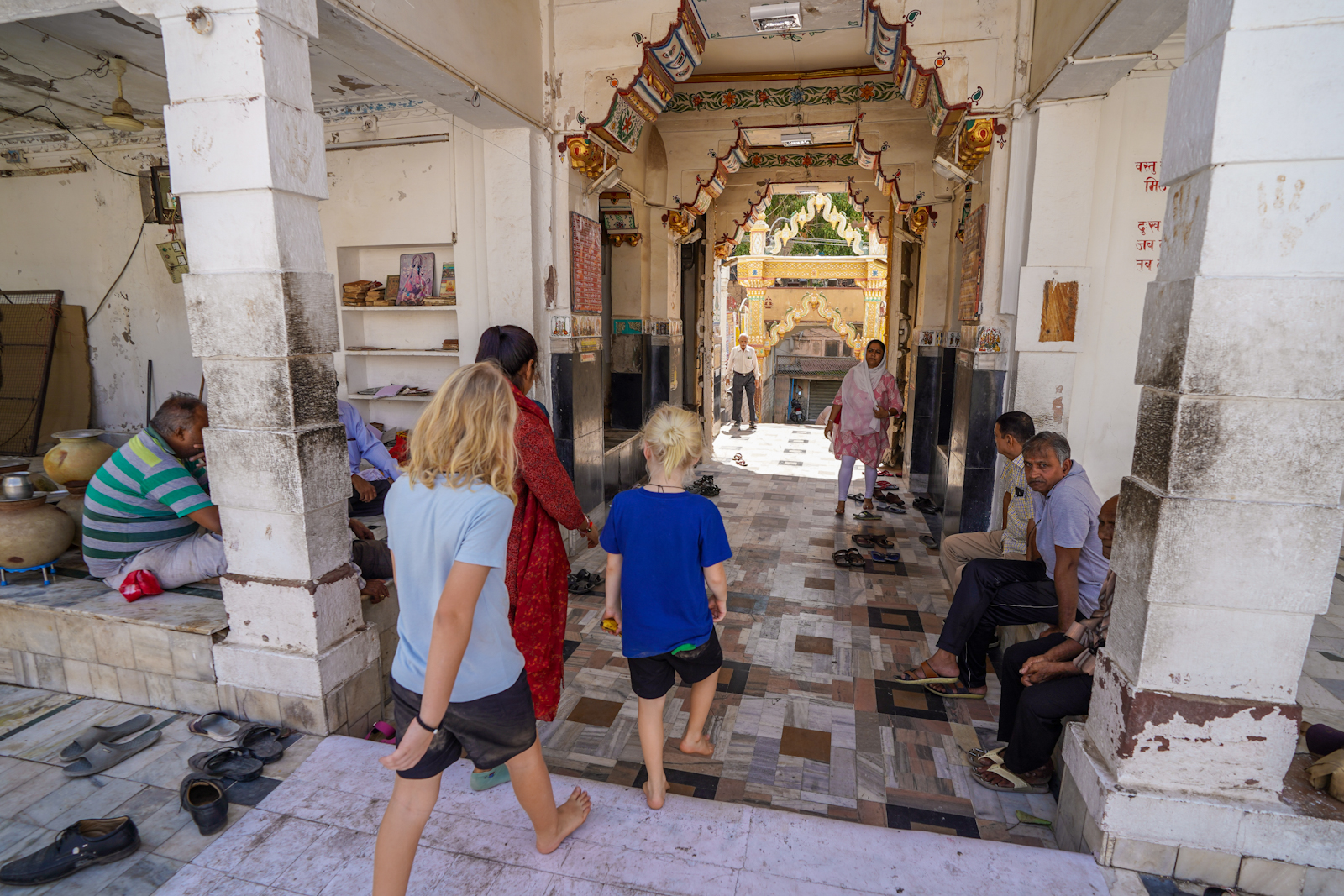 How to do laundry in India: How much does it cost? How to do it?