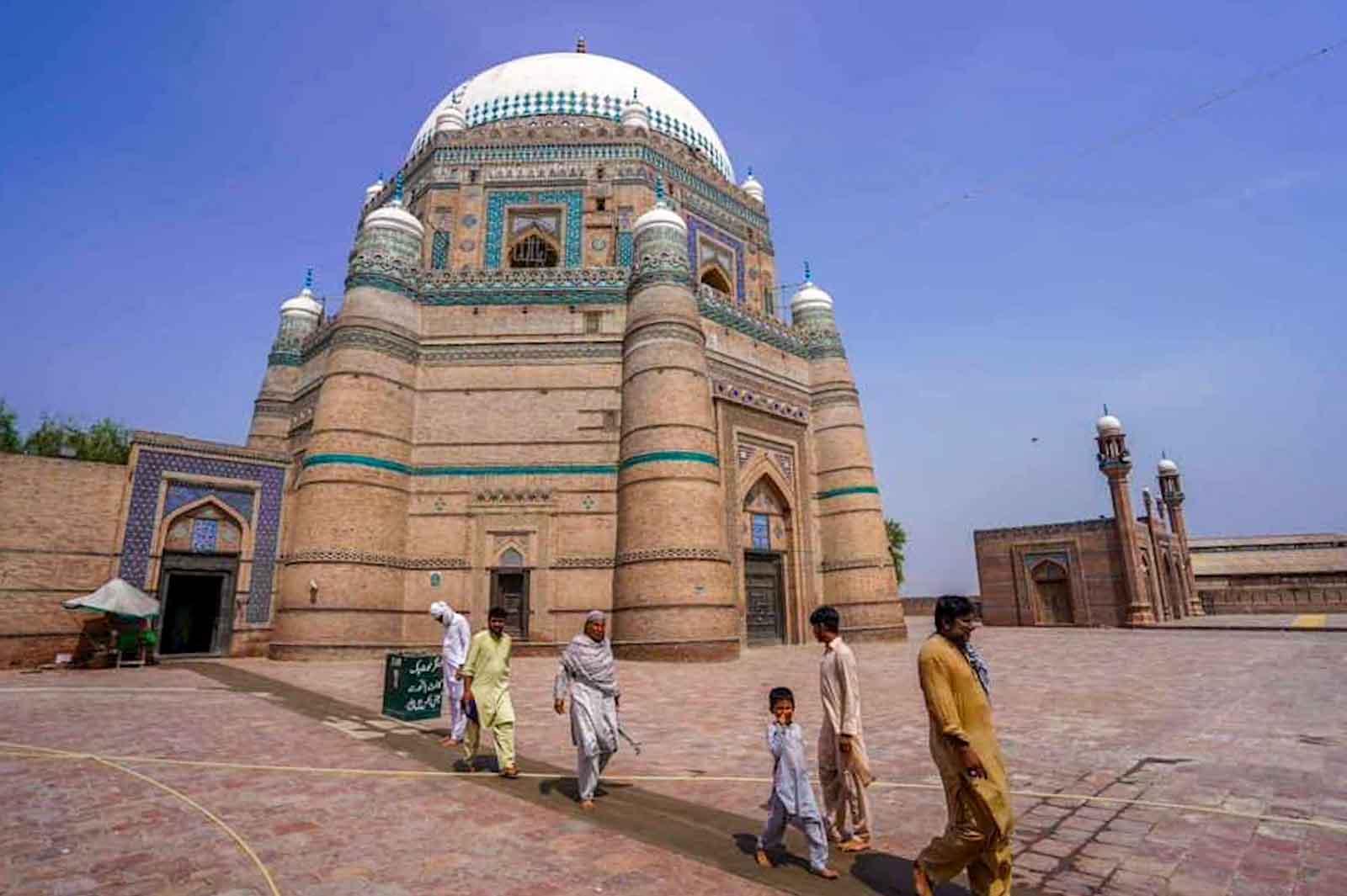 15 Incredible Things To Do In Multan: The Pakistani City of Saints.